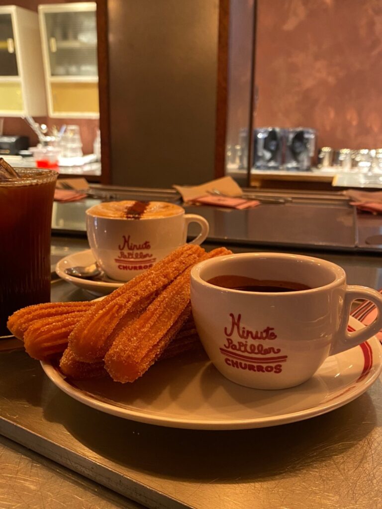 Buzz in Seoul: New Eateries with Long Queues - korea visit